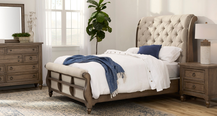 Wyeth 3-Drawer Bedroom Dresser | Raymour & Flanigan