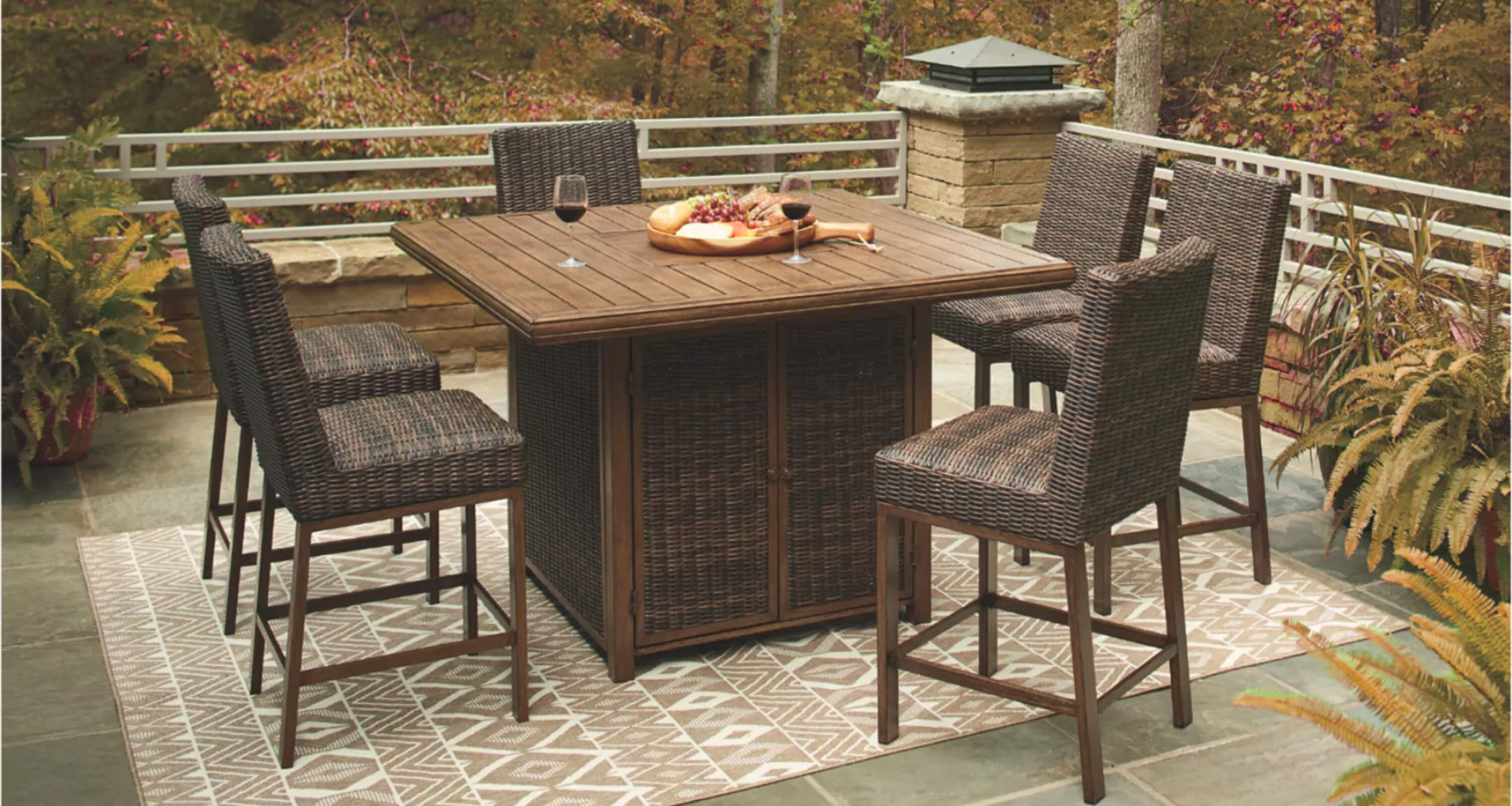 Outlet Living Room | Raymour & Flanigan